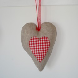 Padded Fabric Hearts in the hoop, machine embroidery designs